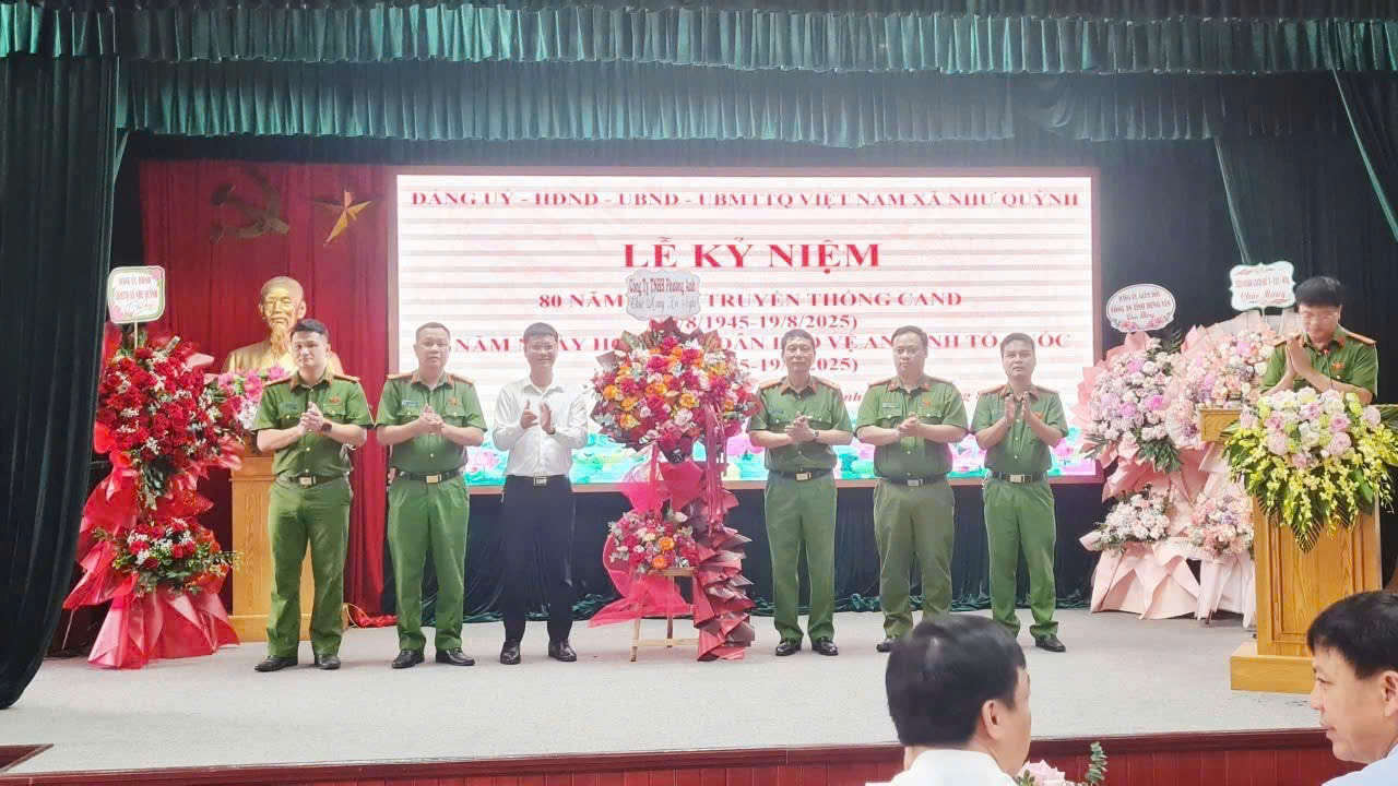 Tổ chức Lễ kỷ niệm 80 năm Ngày truyền thống CAND và 20 năm Ngày hội Toàn dân bảo vệ ANTQ tại xã ...